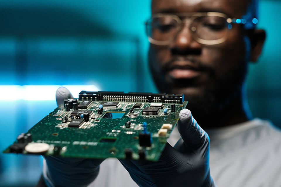 Parylene Coating Process: Explanation, Illustrations, Pros & Cons